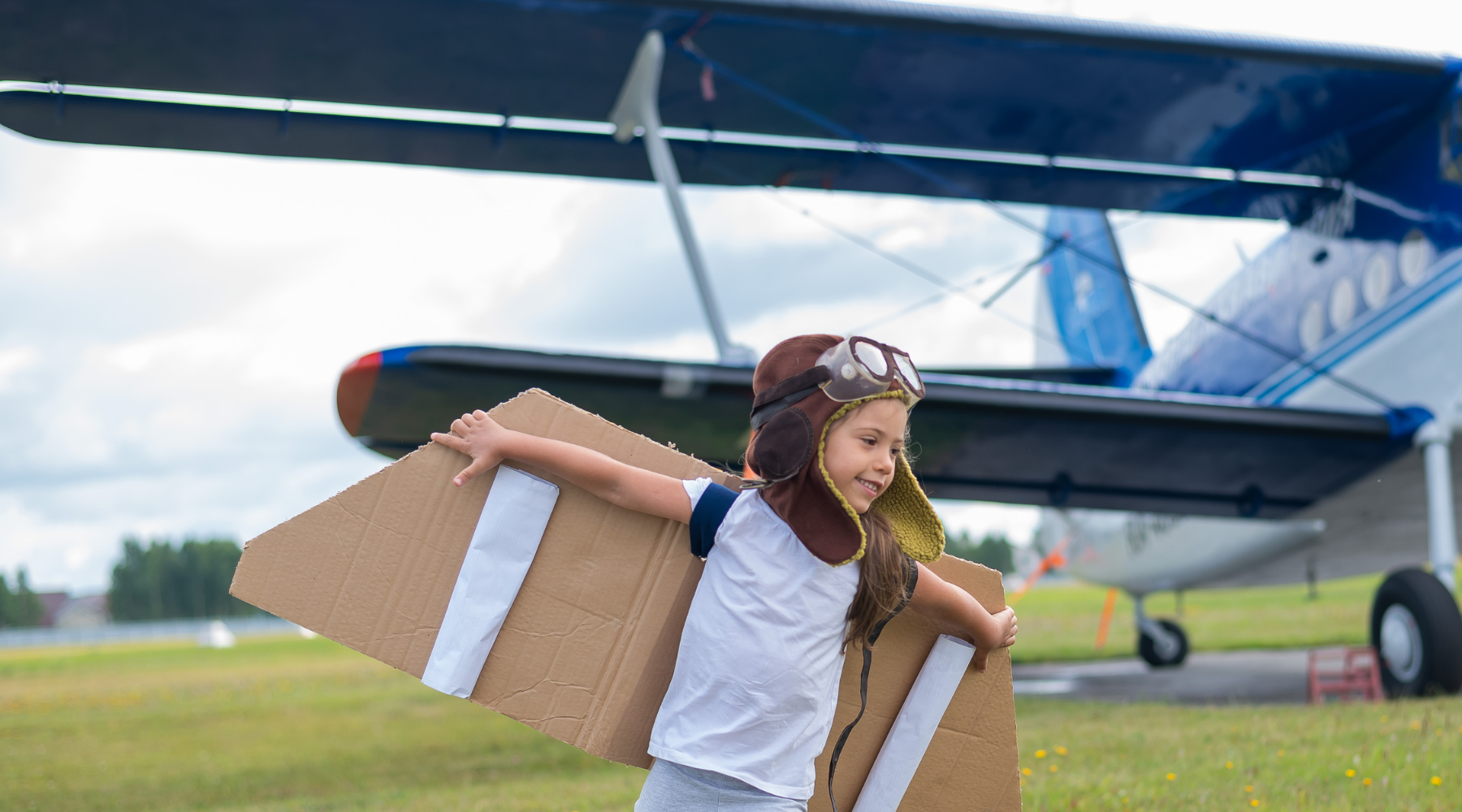 Hobbs Flyer is a Proud Sponsor of Girls In Aviation Day Twin Cities